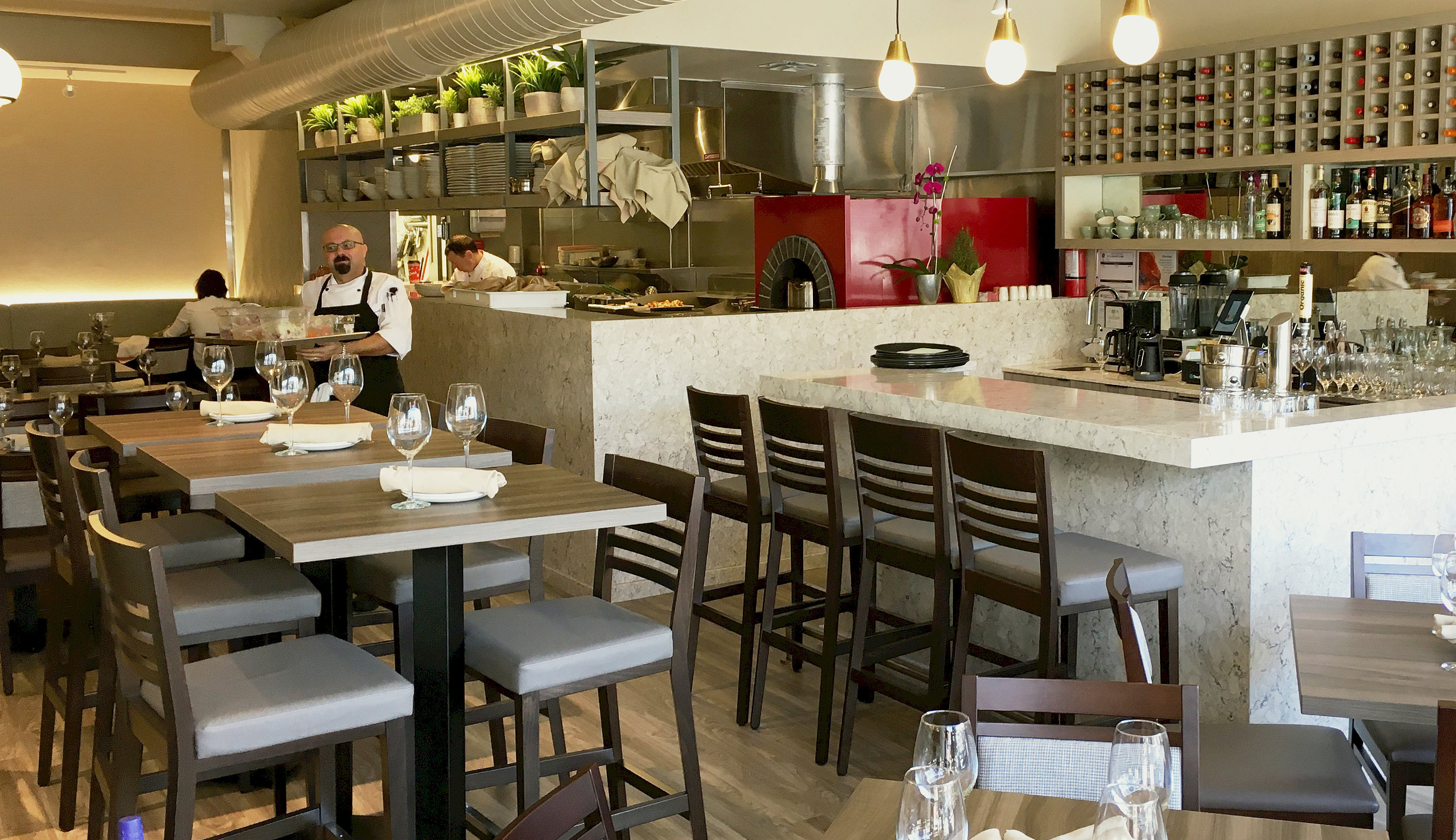 Darna Middle Eastern Kitchen is now open at 1613 Bayview – The South ...